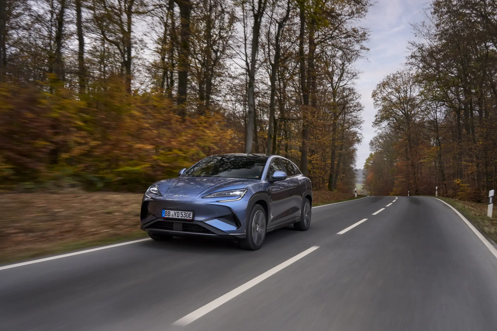 BYD Sealion 7: test su strada del SUV coupé elettrico da 530 CV - MEGAMODO
