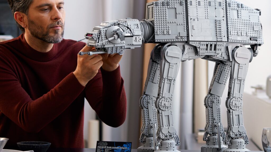 Il Gruppo LEGO presenta il nuovo set LEGO Star Wars AT-AT – MEGAMODO