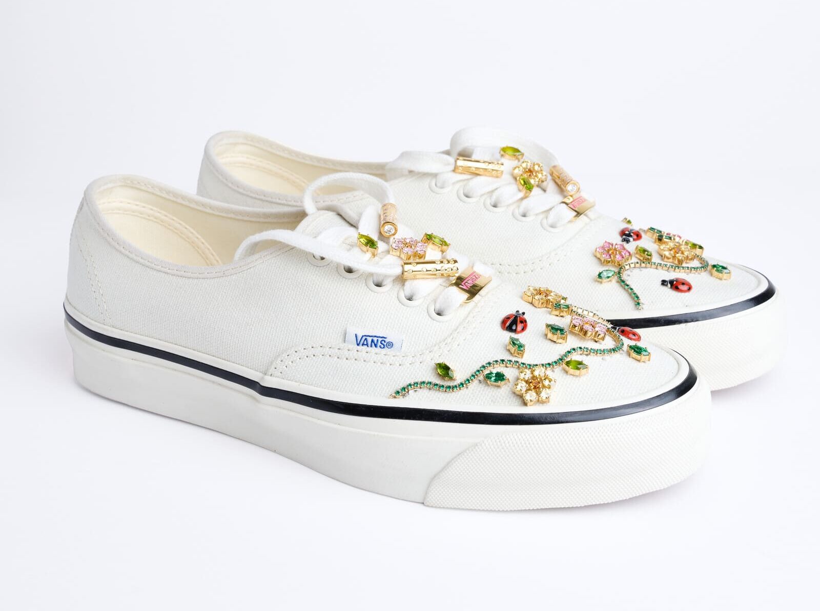 SZA debutta alla Paris Fashion Week con Vans: artigianato e creatività ...